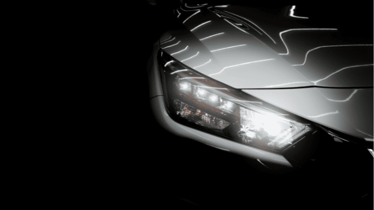 Projector vs Reflector Headlights: Key Differences, Choice